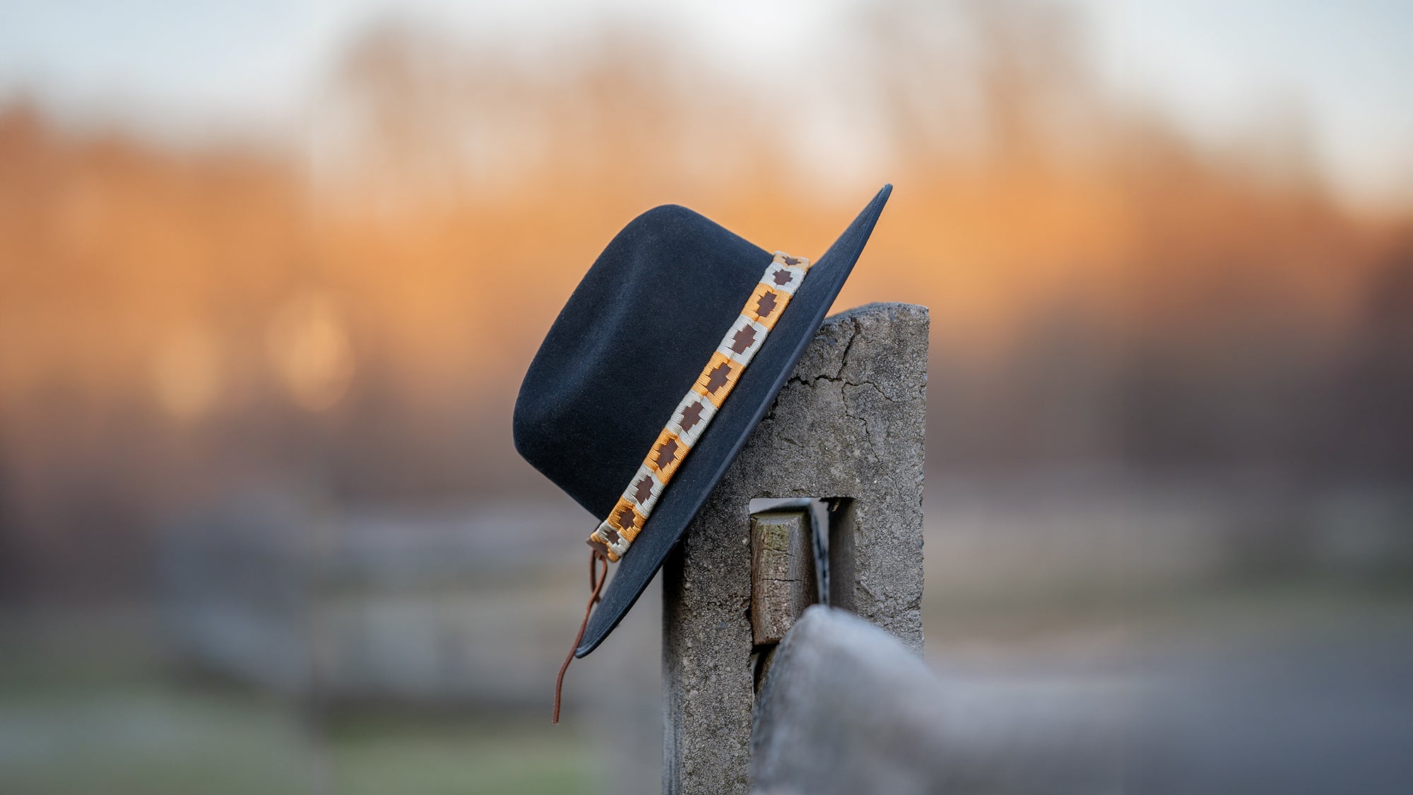 How to attach a hat band to your favorite hat – OutbackTrading.com